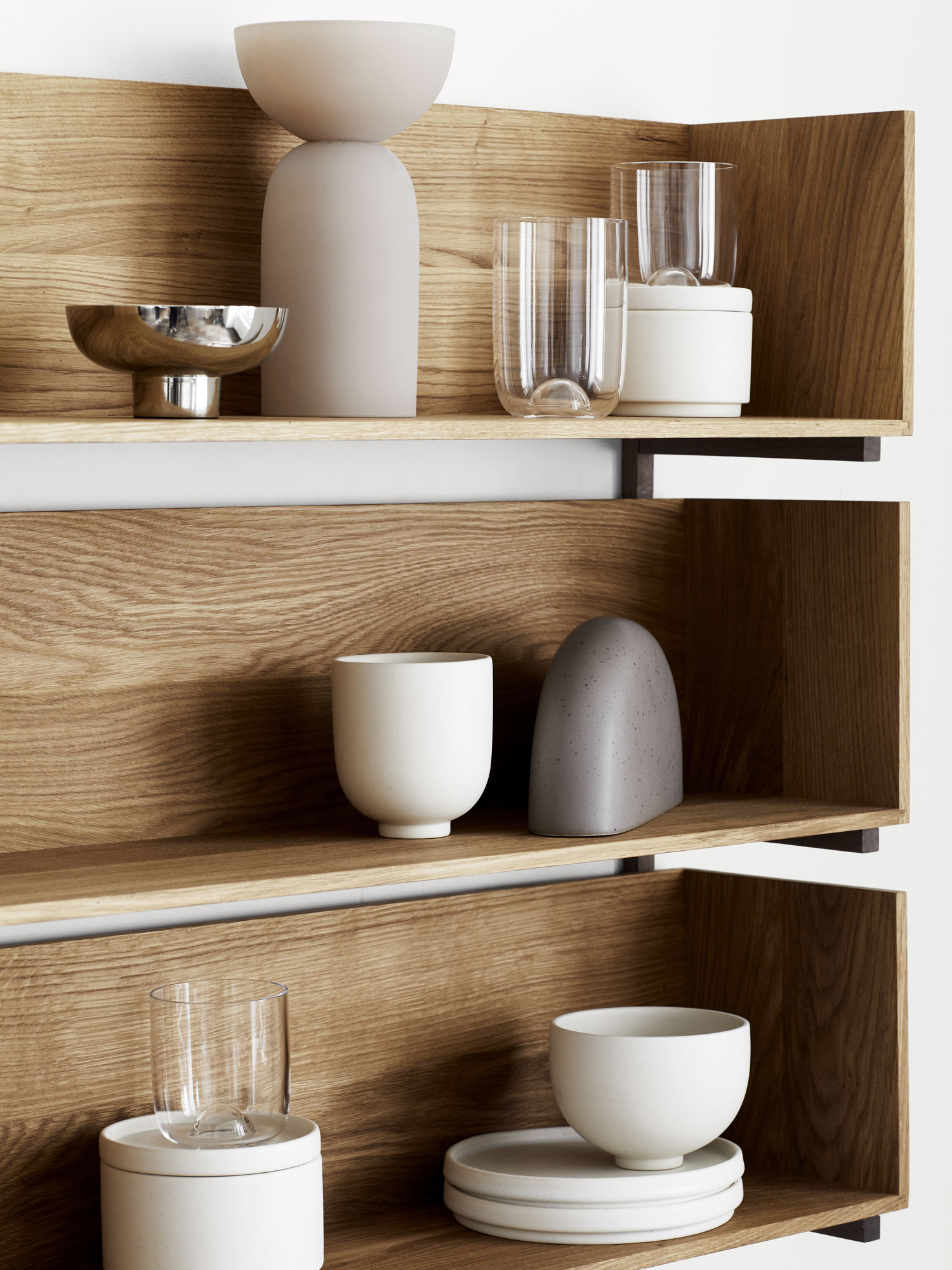Modulares Wandregal STACK WALL SHELF von Kristina Dam | HolzDesignPur