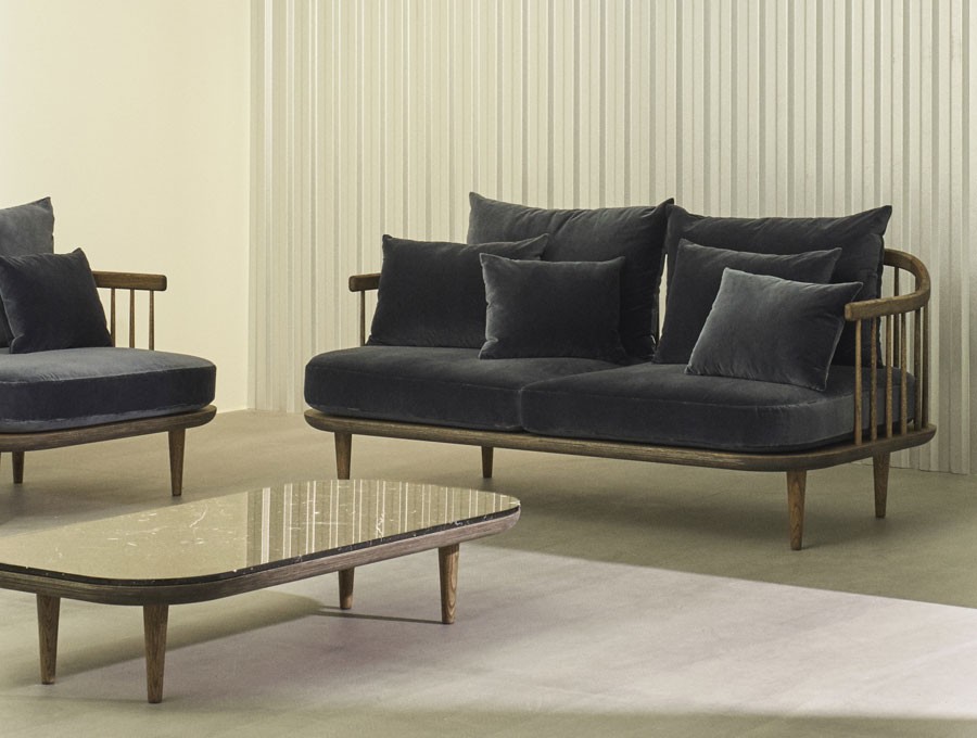 Sofa FLY SC2 mit Holzrahmen von &tradition | HolzDesignPur